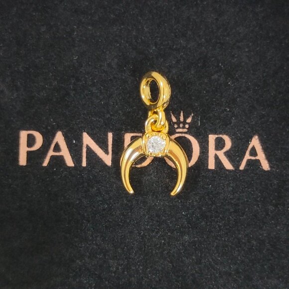 Pandora | Jewelry | Pandora Me Crescent Moon Mini Dangle Goldplated ...